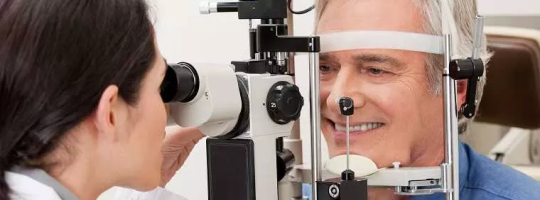 Was macht der Augenarzt? | Ratgeber Makula